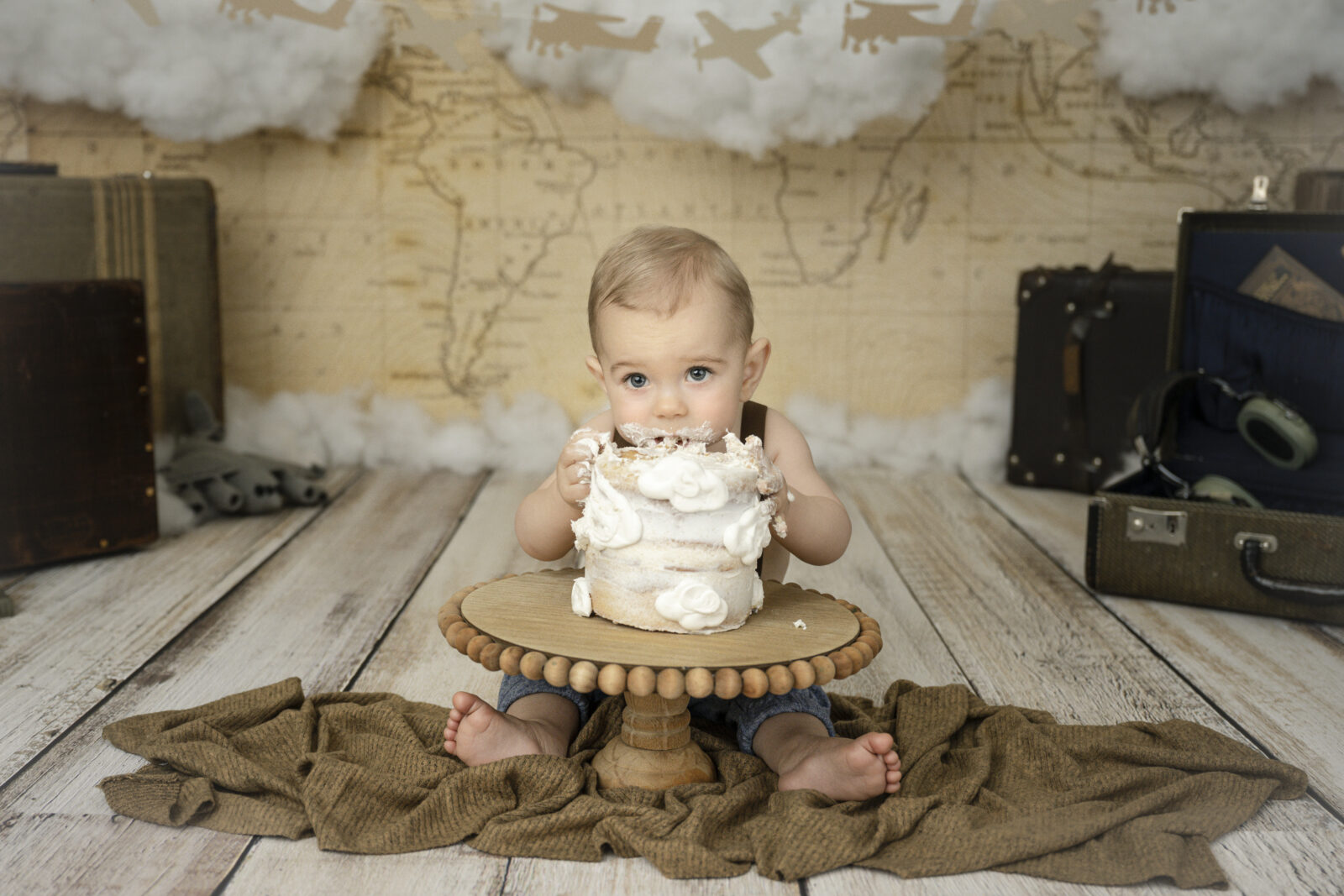 Aviator Cake Smash First Birthday - alishacoryphoto.com