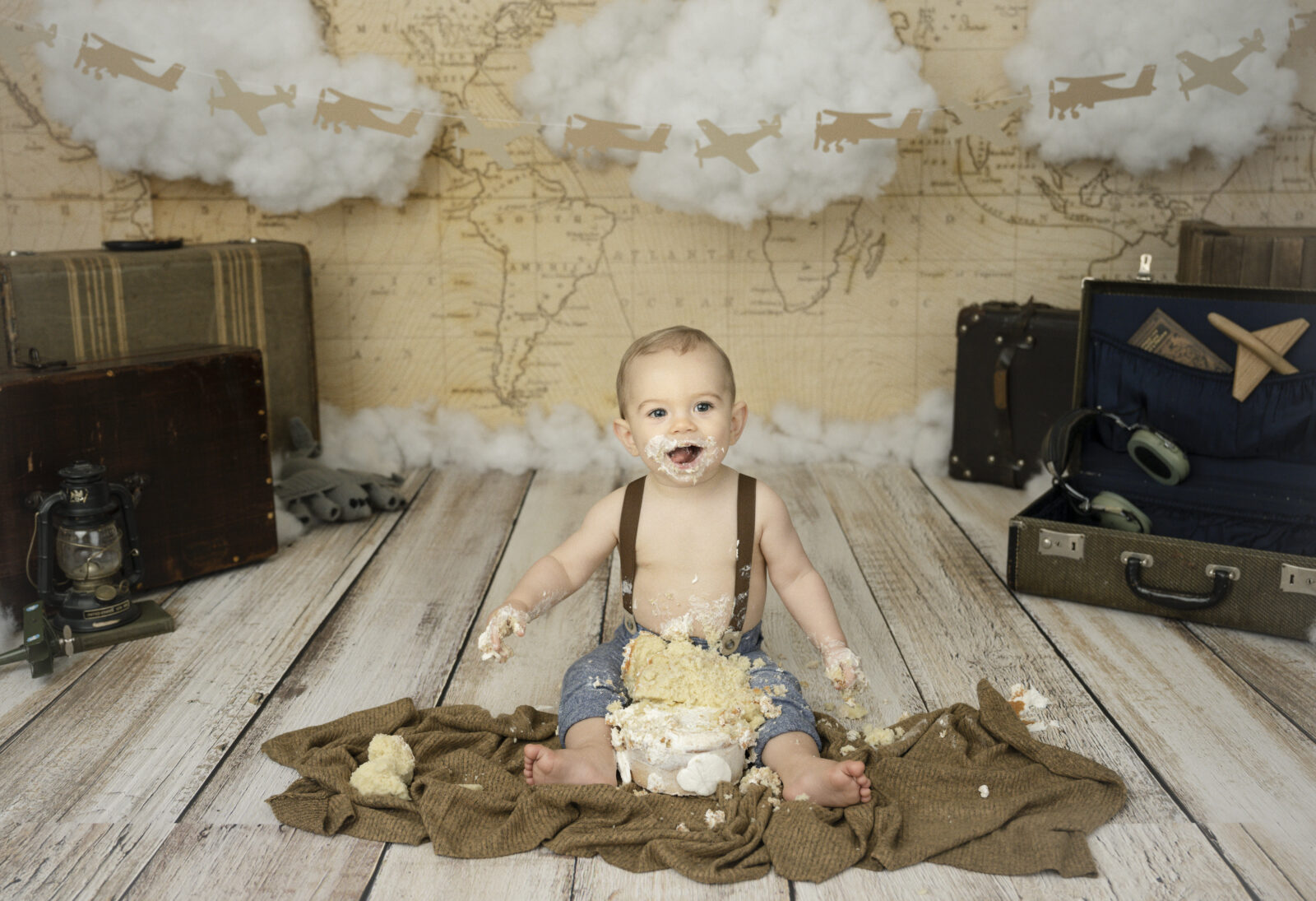 Aviator Cake Smash First Birthday - alishacoryphoto.com