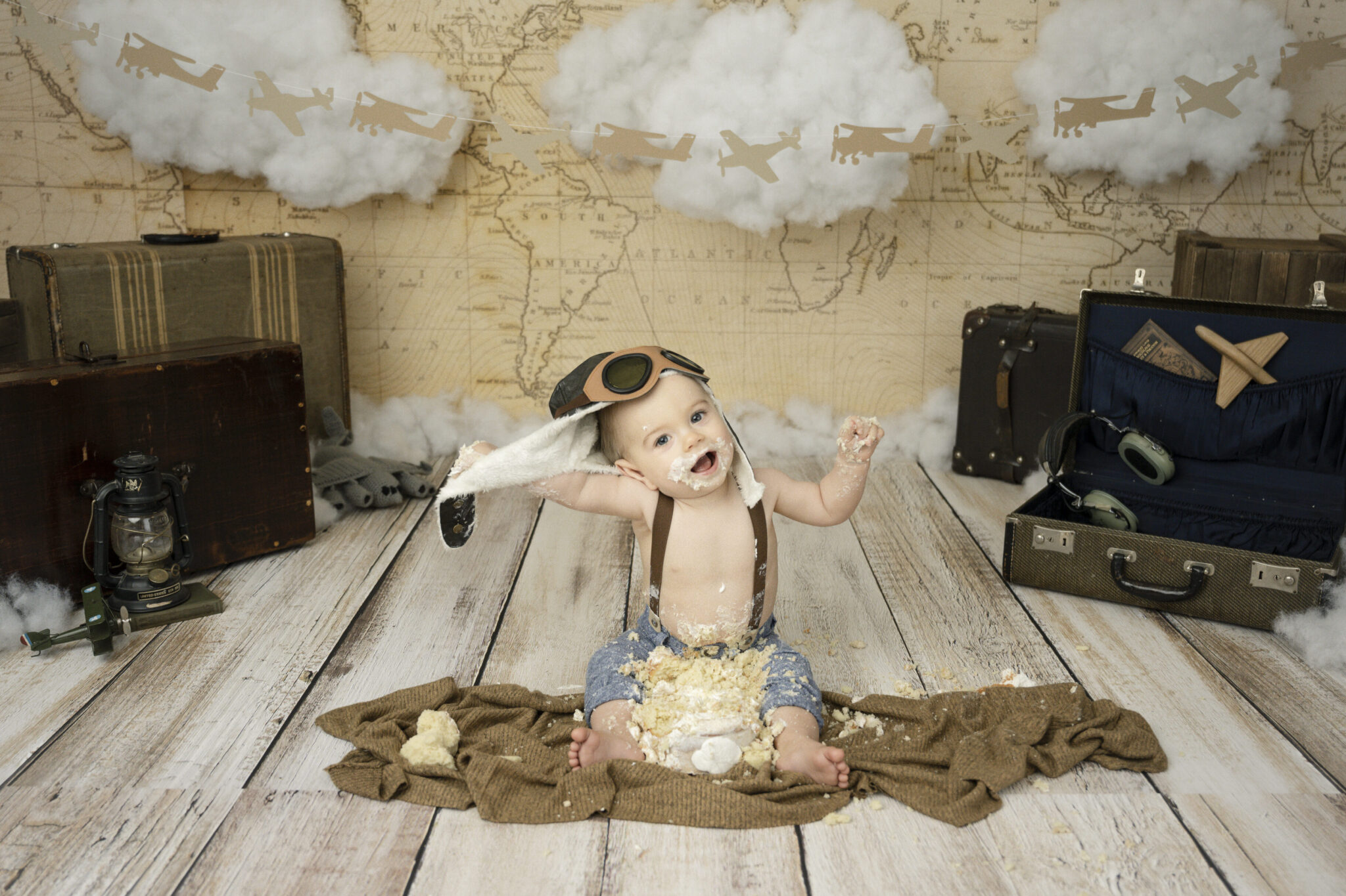 Aviator Cake Smash First Birthday - alishacoryphoto.com