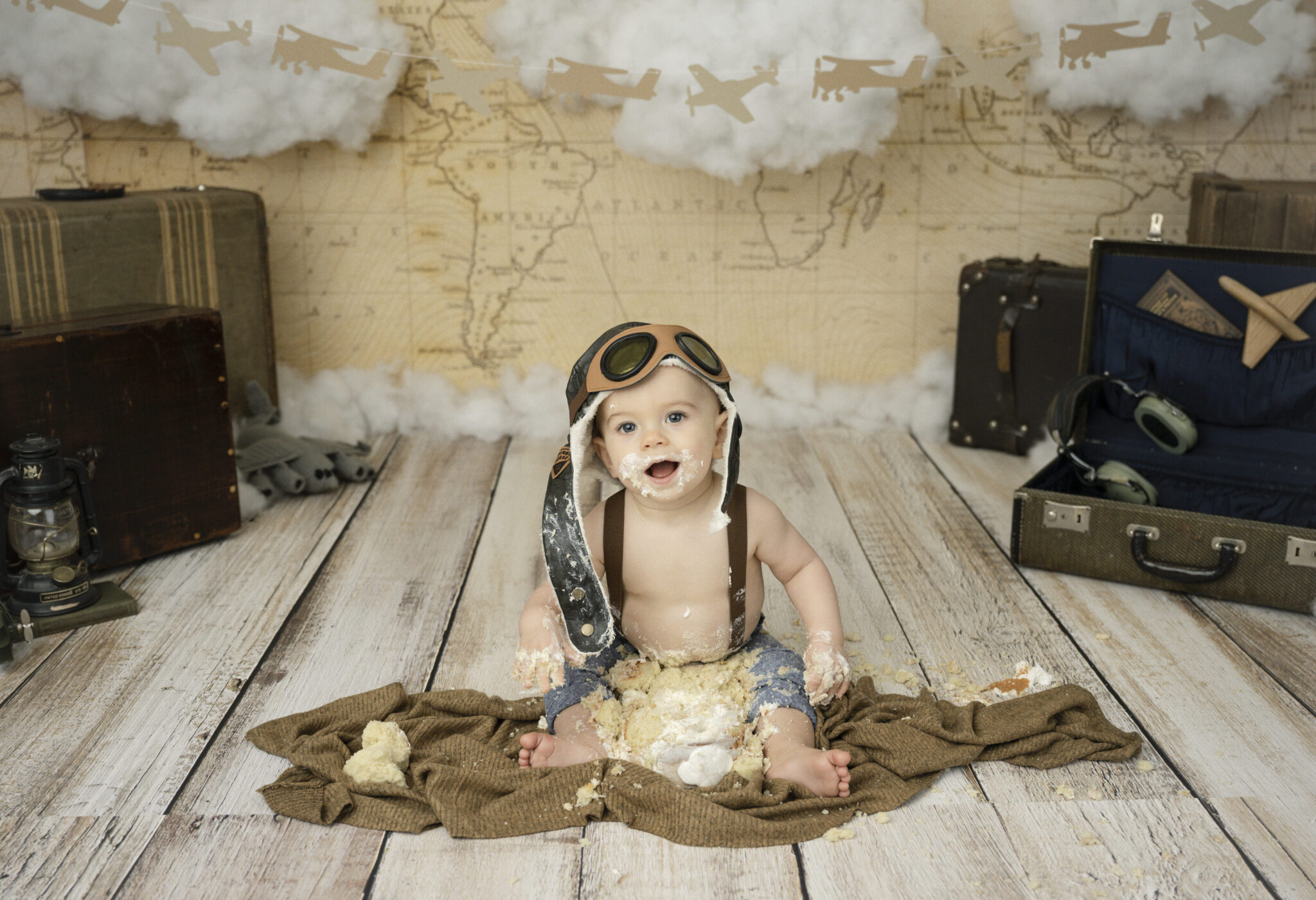 Aviator Cake Smash First Birthday - alishacoryphoto.com
