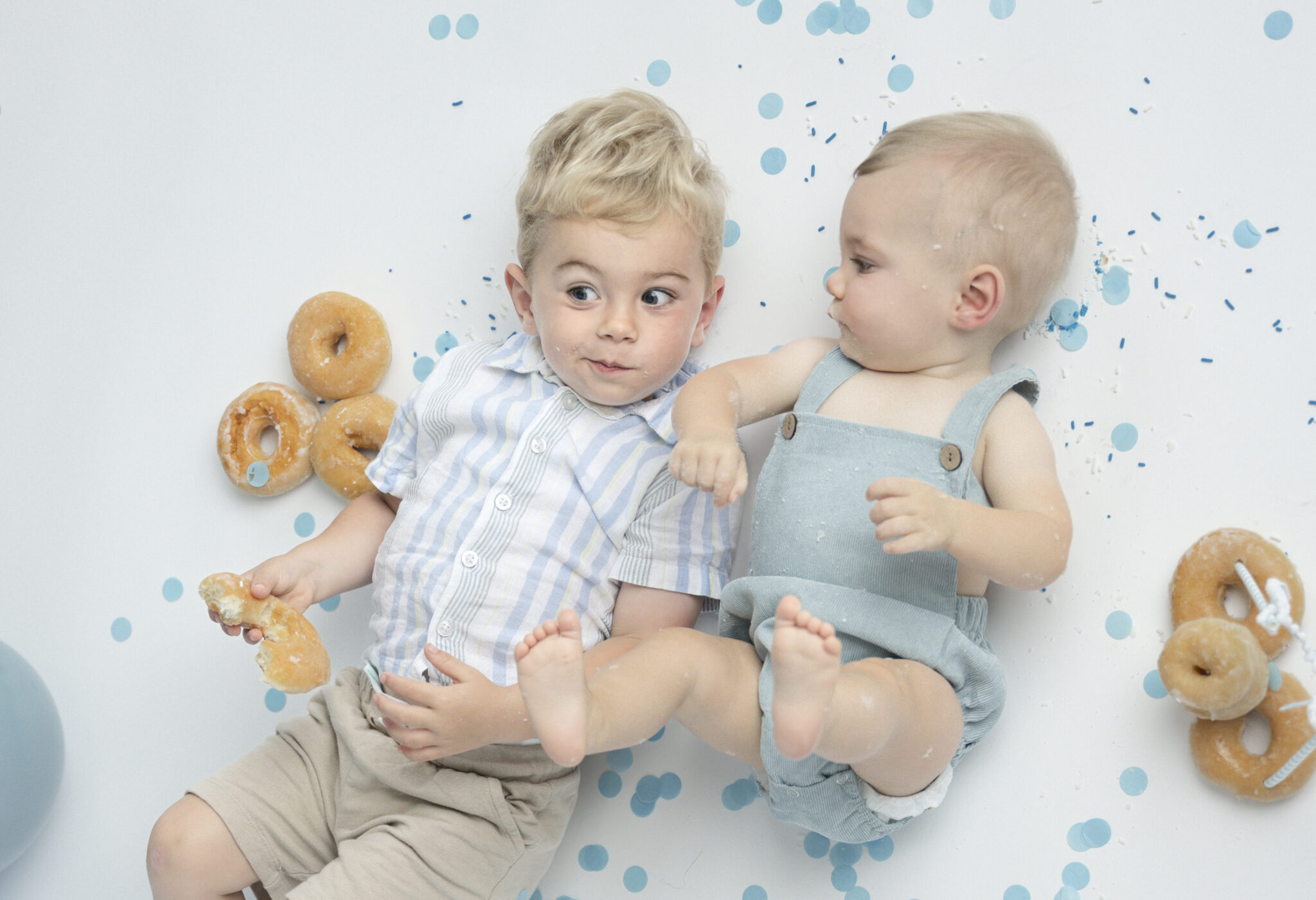 Donut Grow Up: A Sweet Cake Smash - alishacoryphoto.com